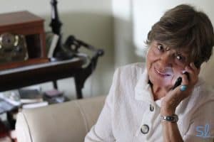 Consumer Cellular vs T-Mobile Comparison 2025