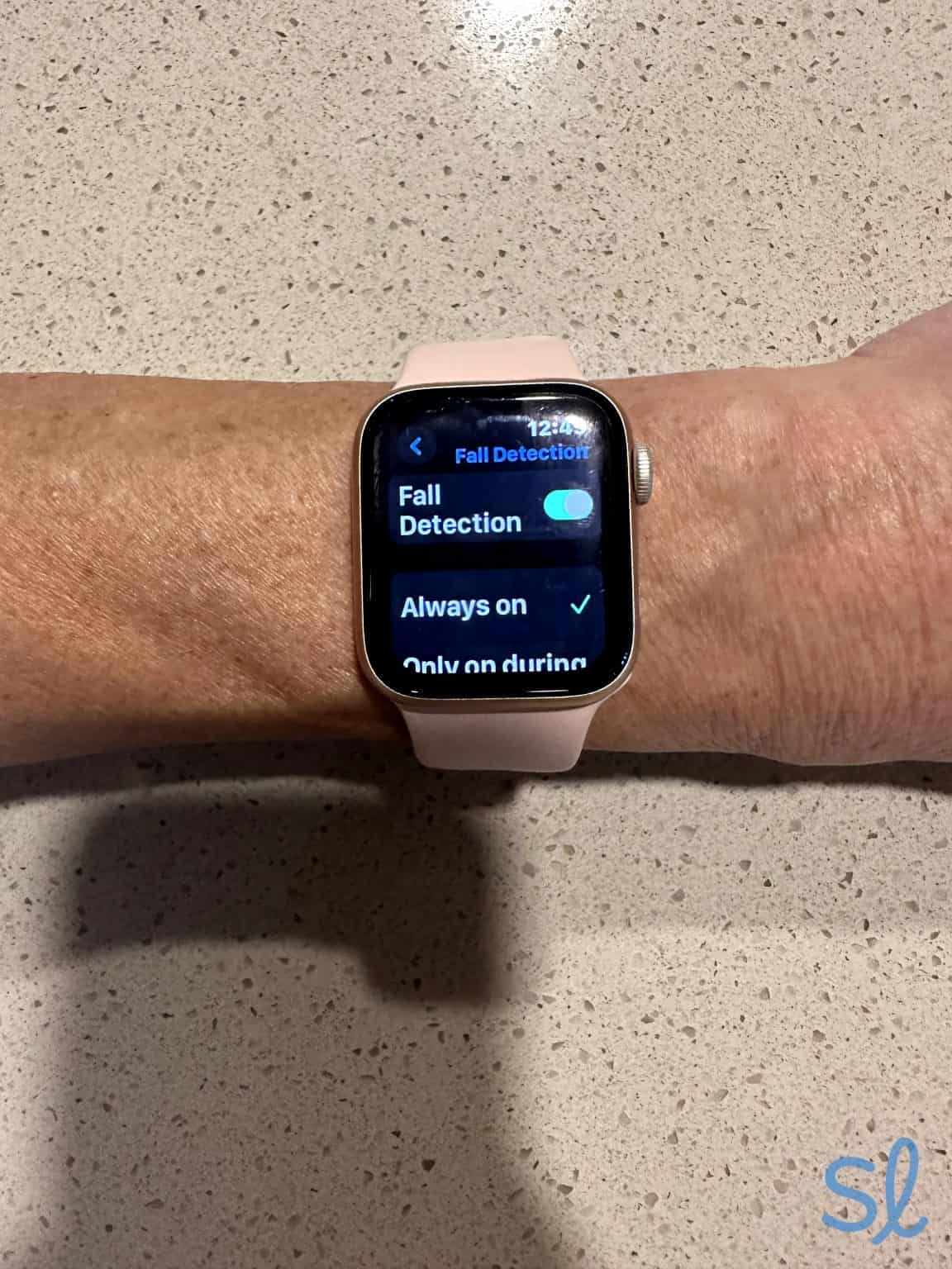 Best Medical Alert Watches | SeniorLiving.org