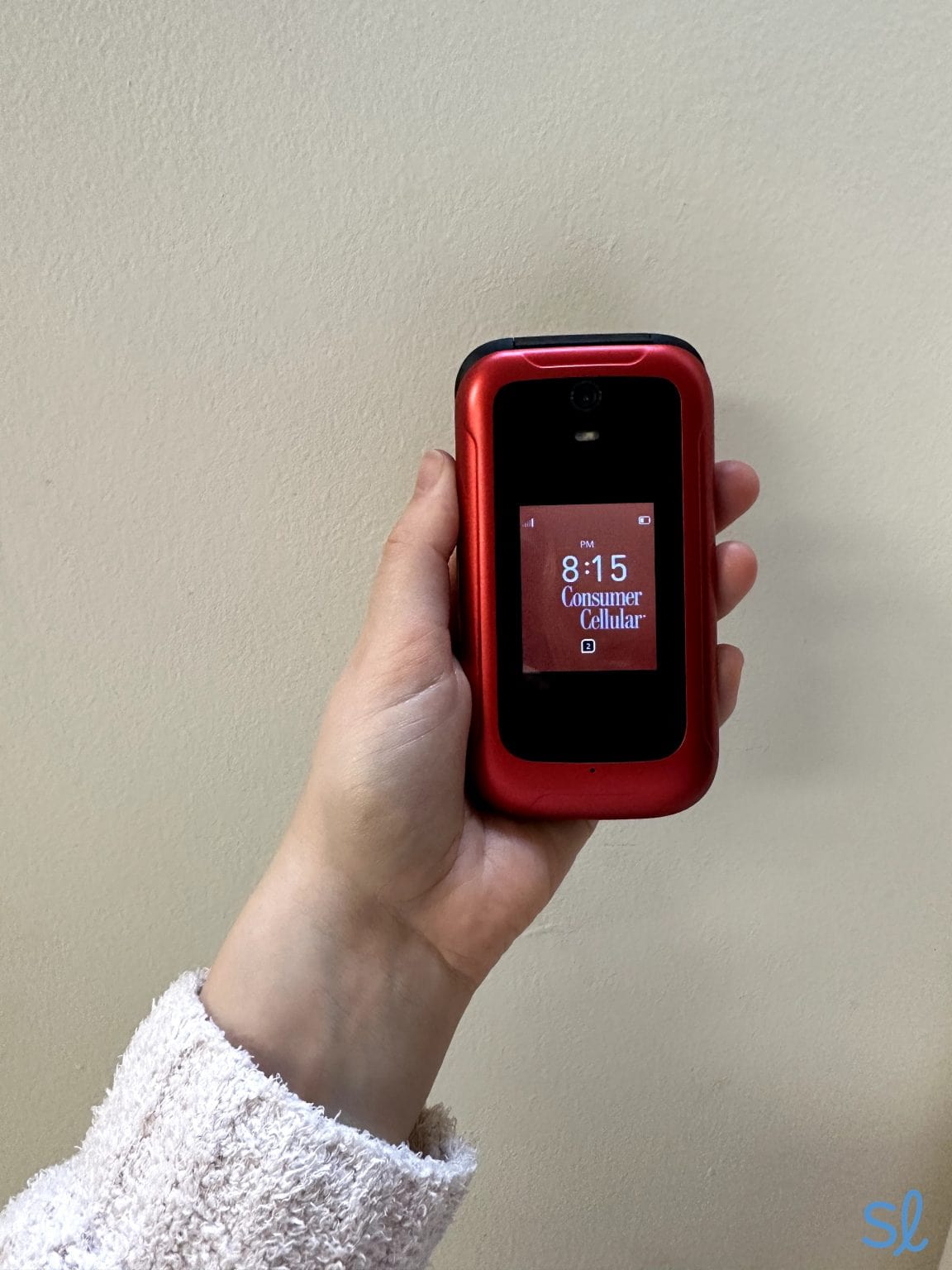 Consumer Cellular vs. Boost Mobile phone plans for seniors